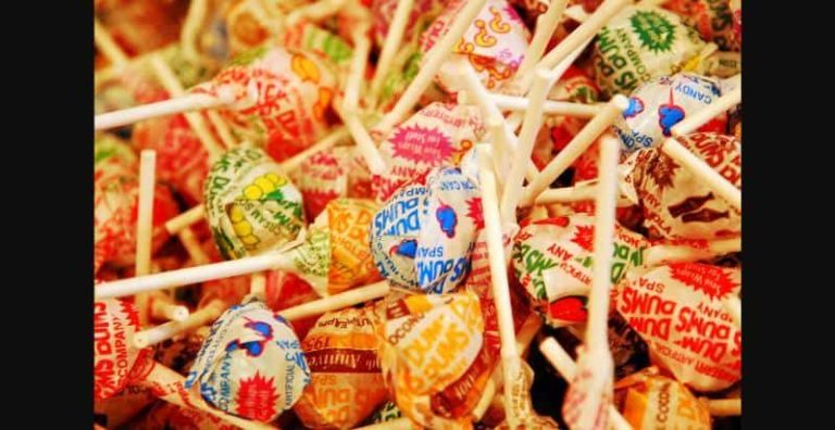 Bubulubu – Chocolaty Goodness with Marshmallow and Strawberry – finesfood